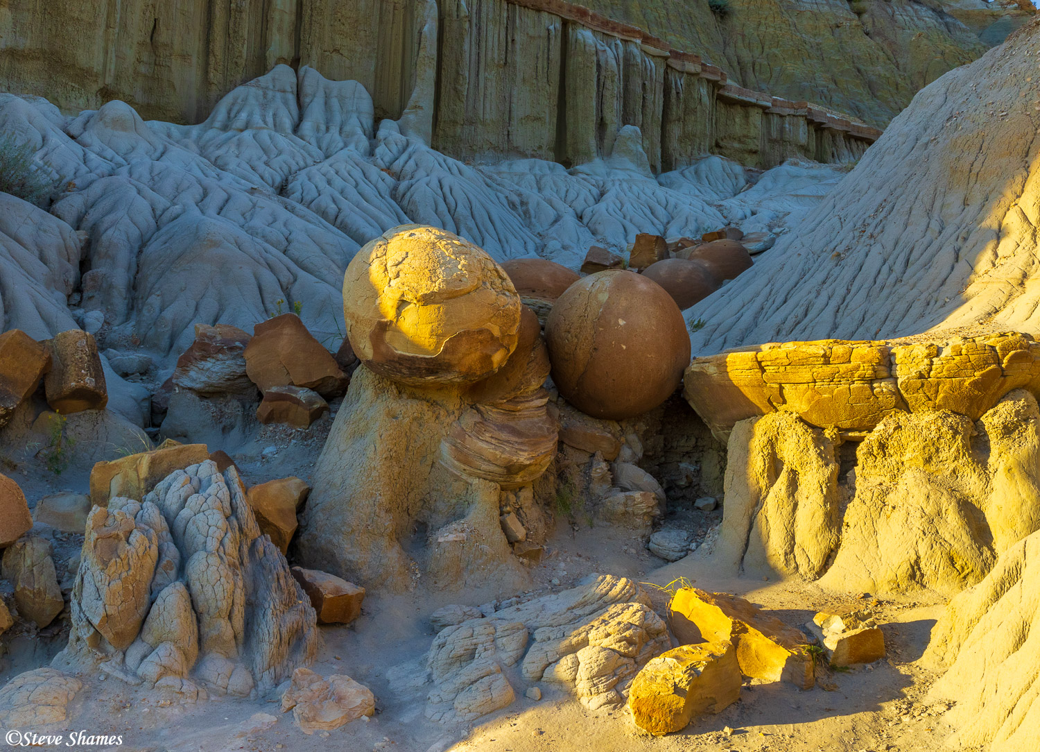 Cannonball Concretions | Theodore Roosevelt National Park, North Dakota ...